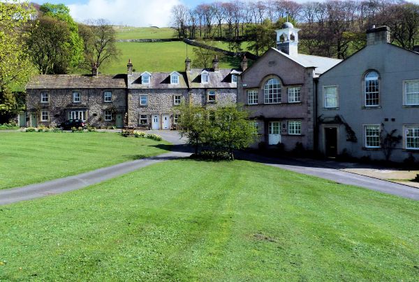 Visit Settle - Walks in the Settle Area