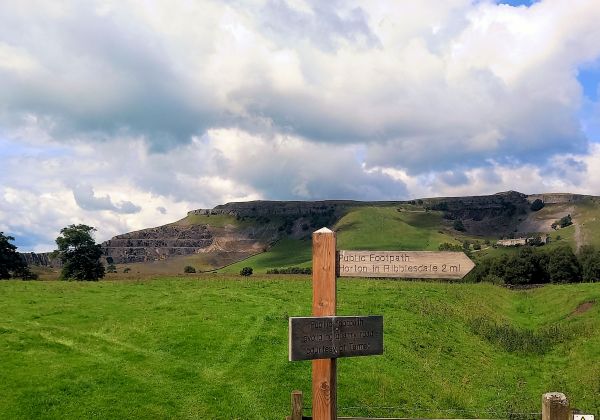 Visit Settle - Walks in the Settle Area