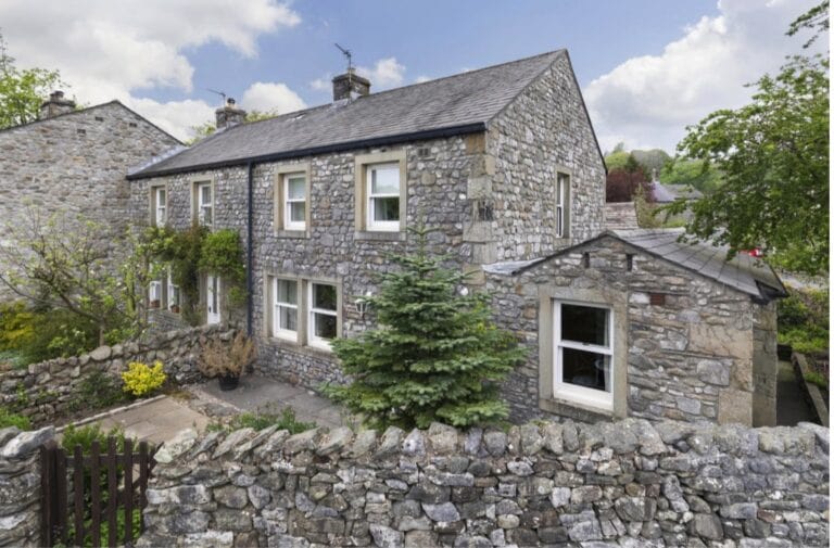 Visit Settle - Woodman's Cottage - Holiday Cottage